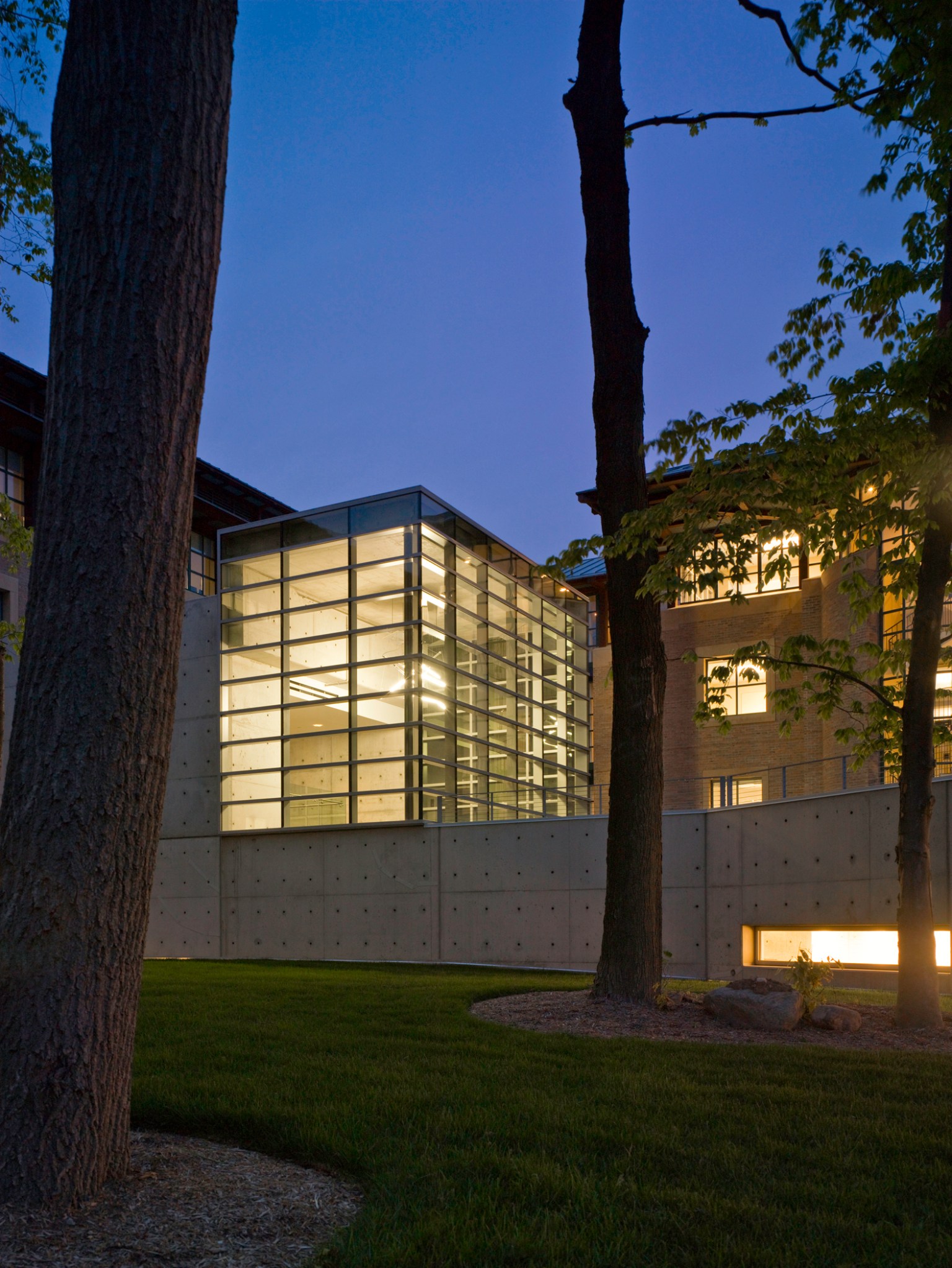 Becton Dickinson Campus Center – BRADLEY WALTERS ARCHITECT
